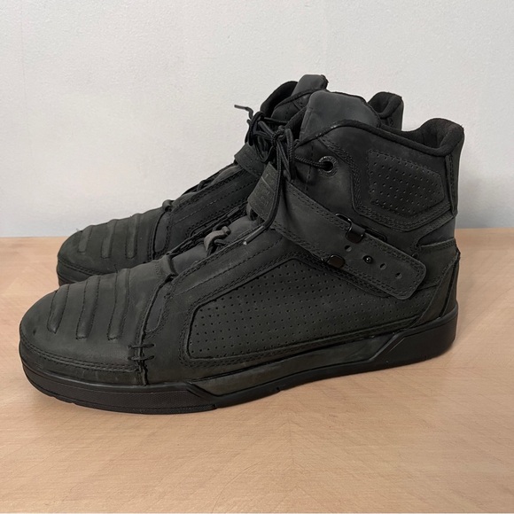 ICON | Shoes | Icon 00 Truant Motorcycle Boots Stealth Mens 12 | Poshmark